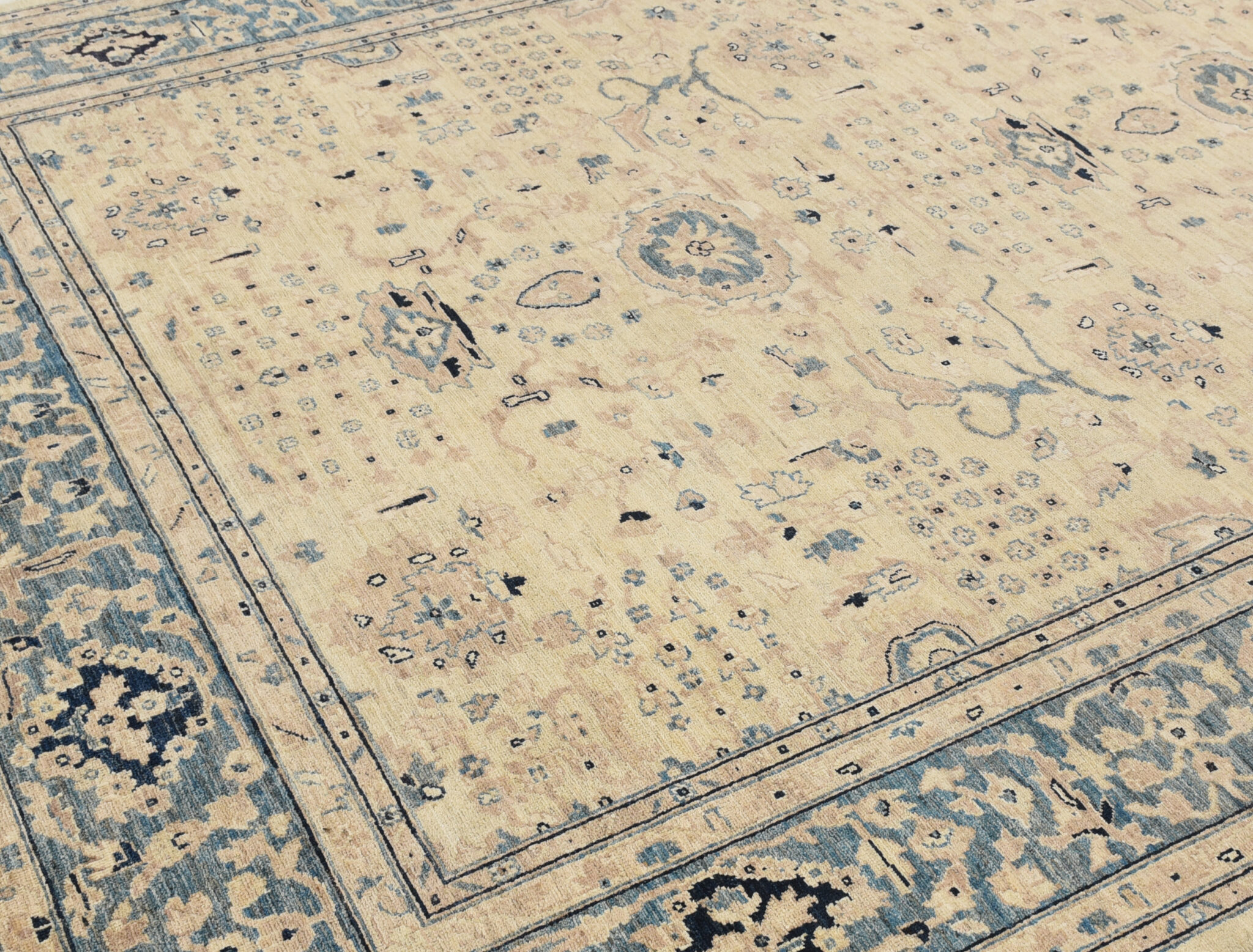 PESHAWAR ZIEGLER CREAM SOFT BLUE - Couture Rugs Reserved By Design ...